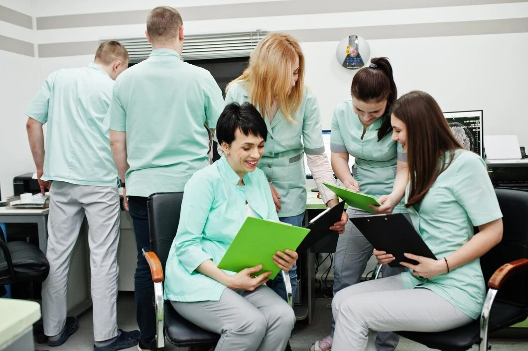 Essential Skills for New ICU Nurses in Iran Unveiled | HealthPoint